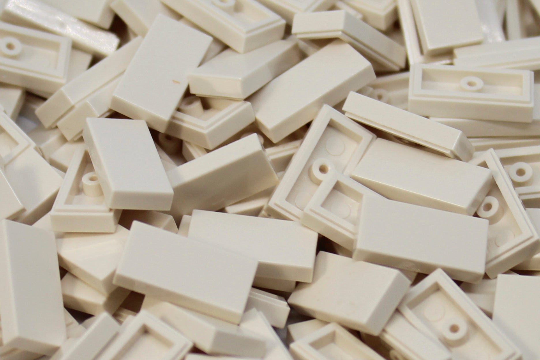 1x2 Tile Brick 200 Pack (White) – IMEX Model Company